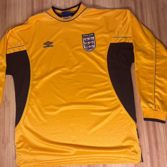 Umbro | Shirts | England Umbro Football Shirt Goalkeeper 999200 Yellow ...